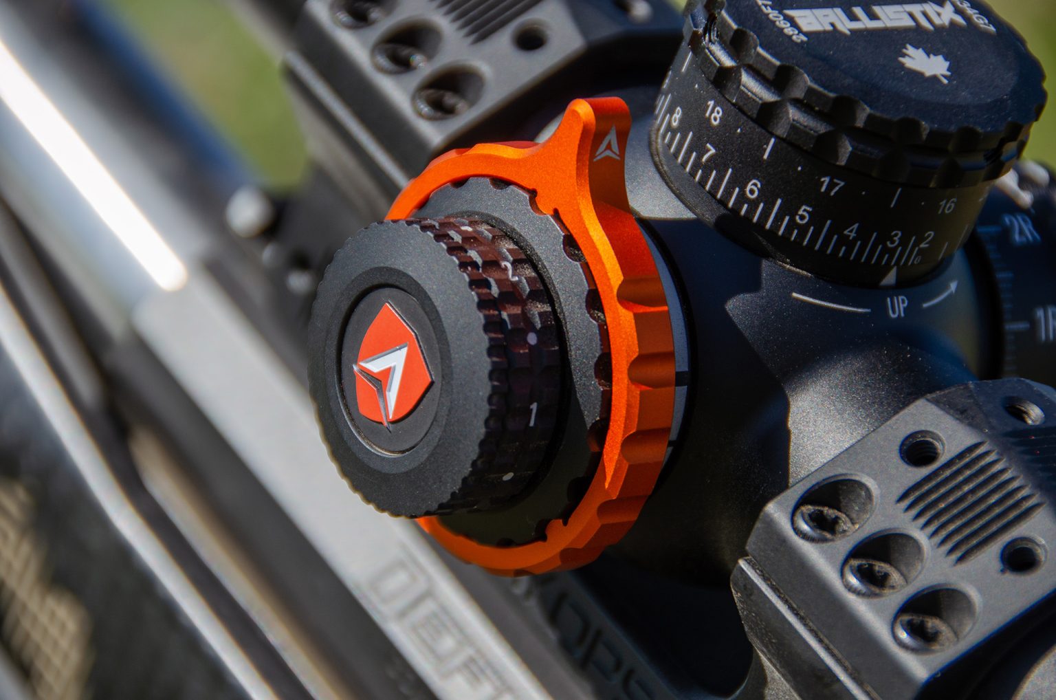Apex Optics: Managing Parallax in Rifle Scopes